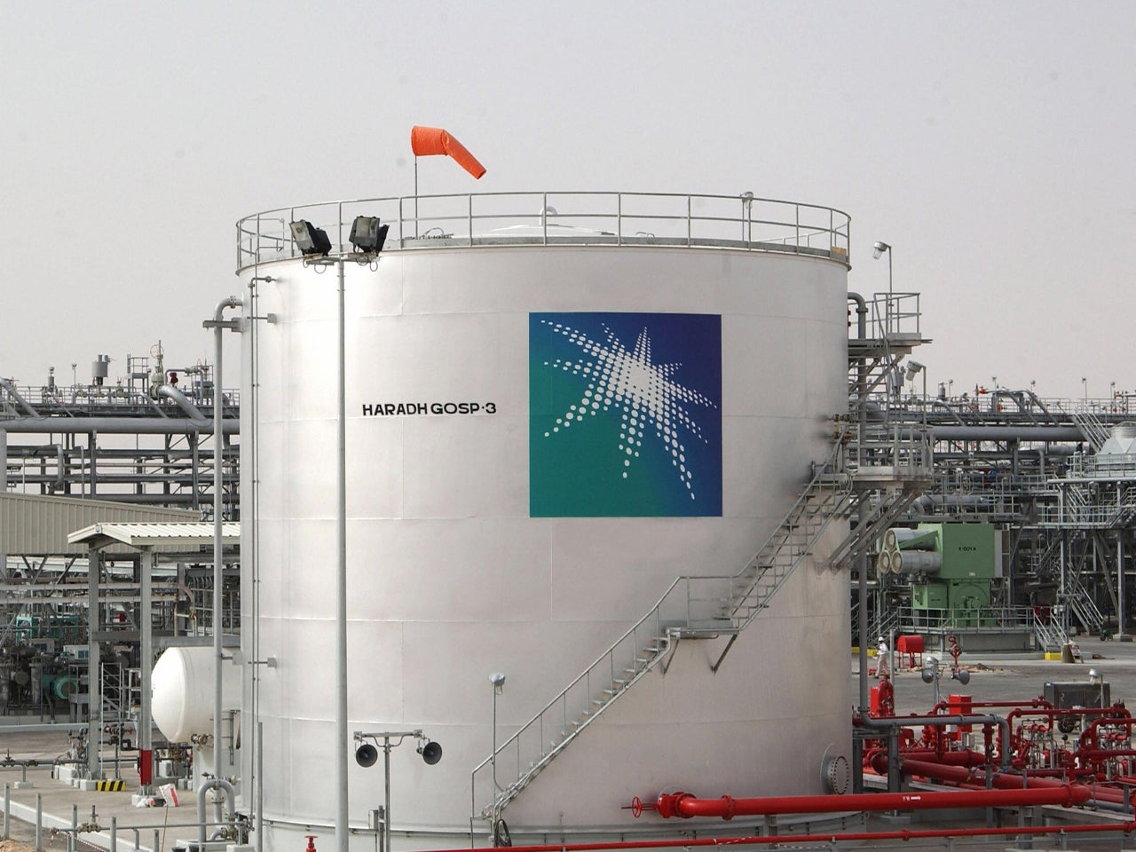 Why Is Saudi Arabia Cutting Oil Prices For The U S Cbs News