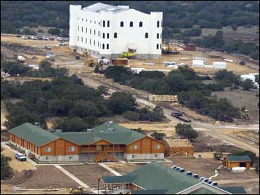 Tensions Escalate At Polygamist Compound - CBS News