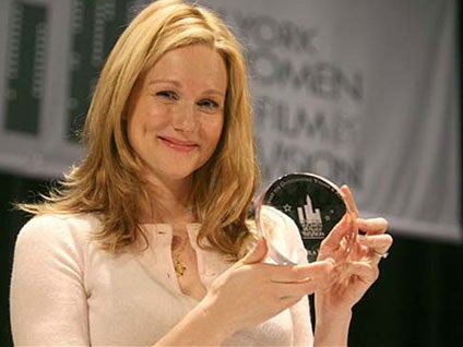 Laura Linney - Photo 1 - Pictures - CBS News