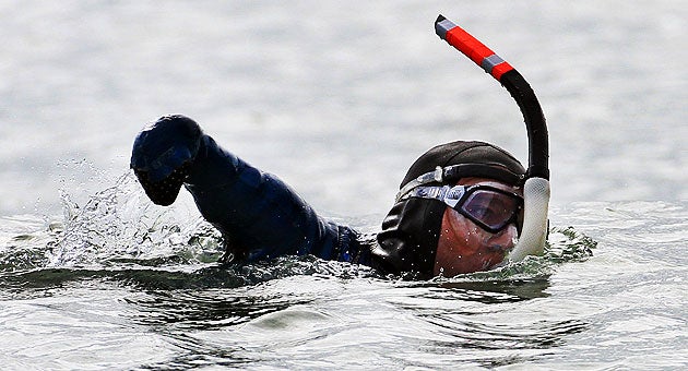 Armless, Legless Man Swims English Channel: How Did Philippe Croizon Do ...