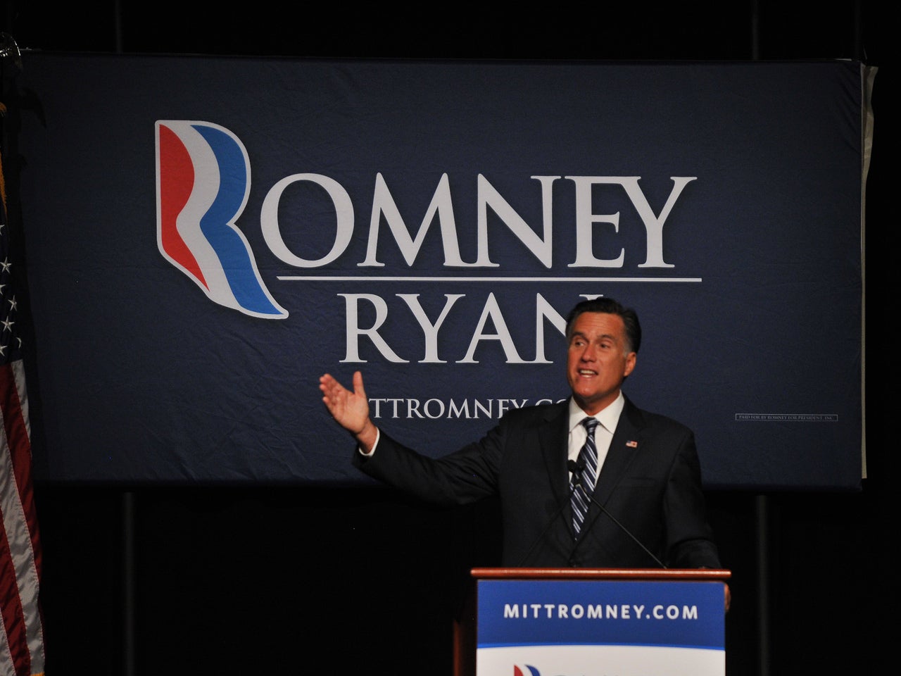Romney using candid comments to draw distinction with Obama - CBS News