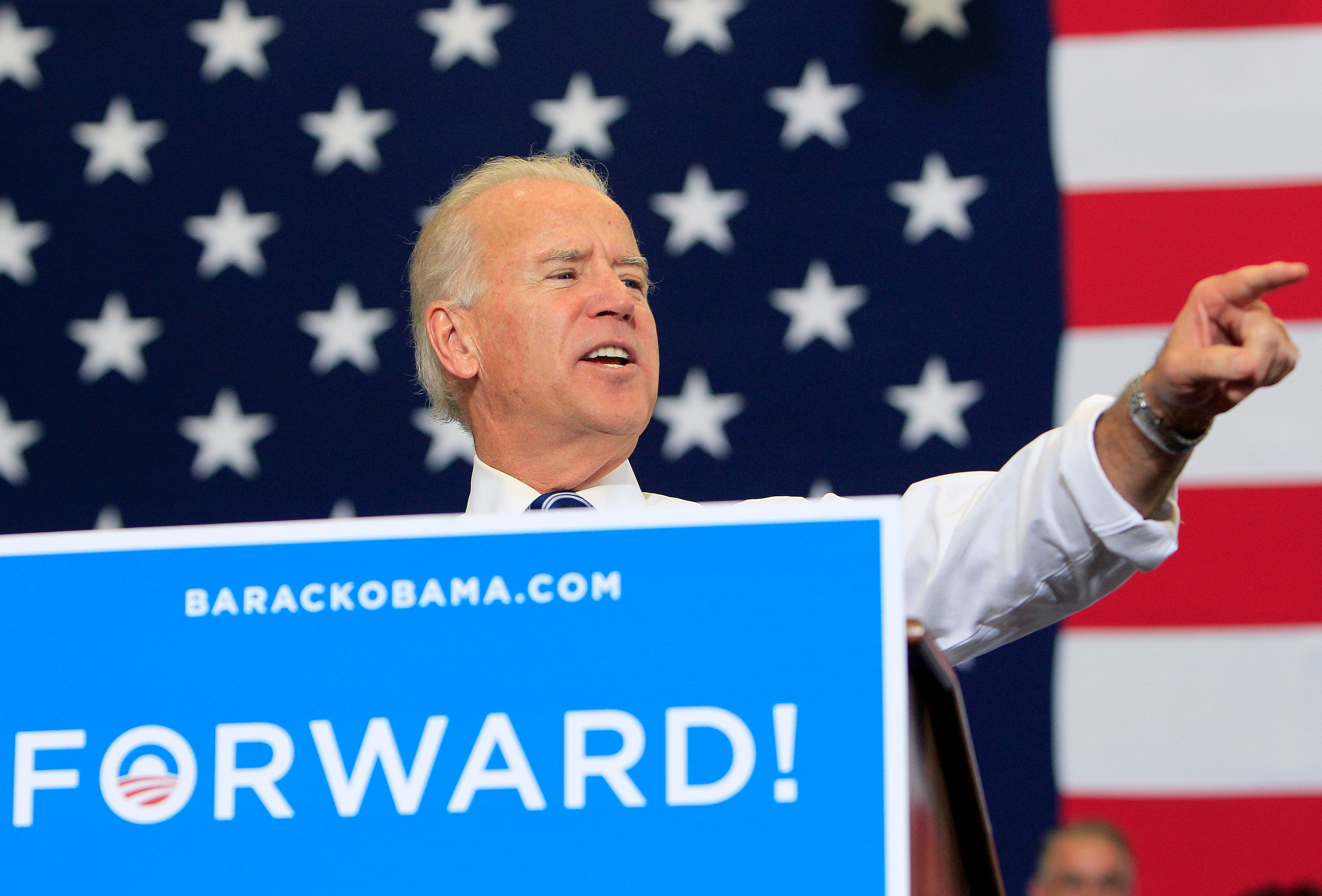 Biden: Romney on taxes is a "quackin' duck" - CBS News