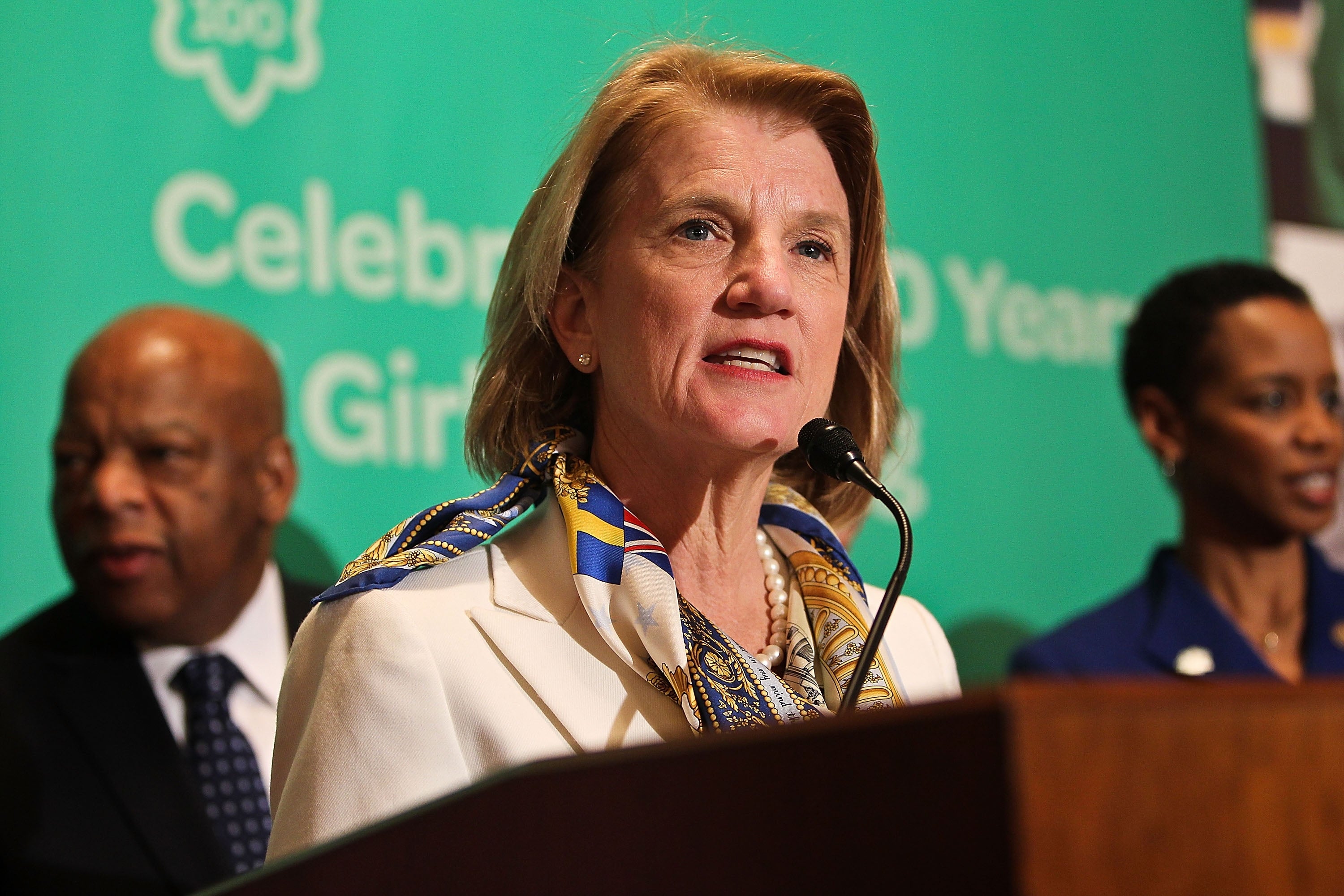 Capito challenges Rockefeller for Senate - CBS News