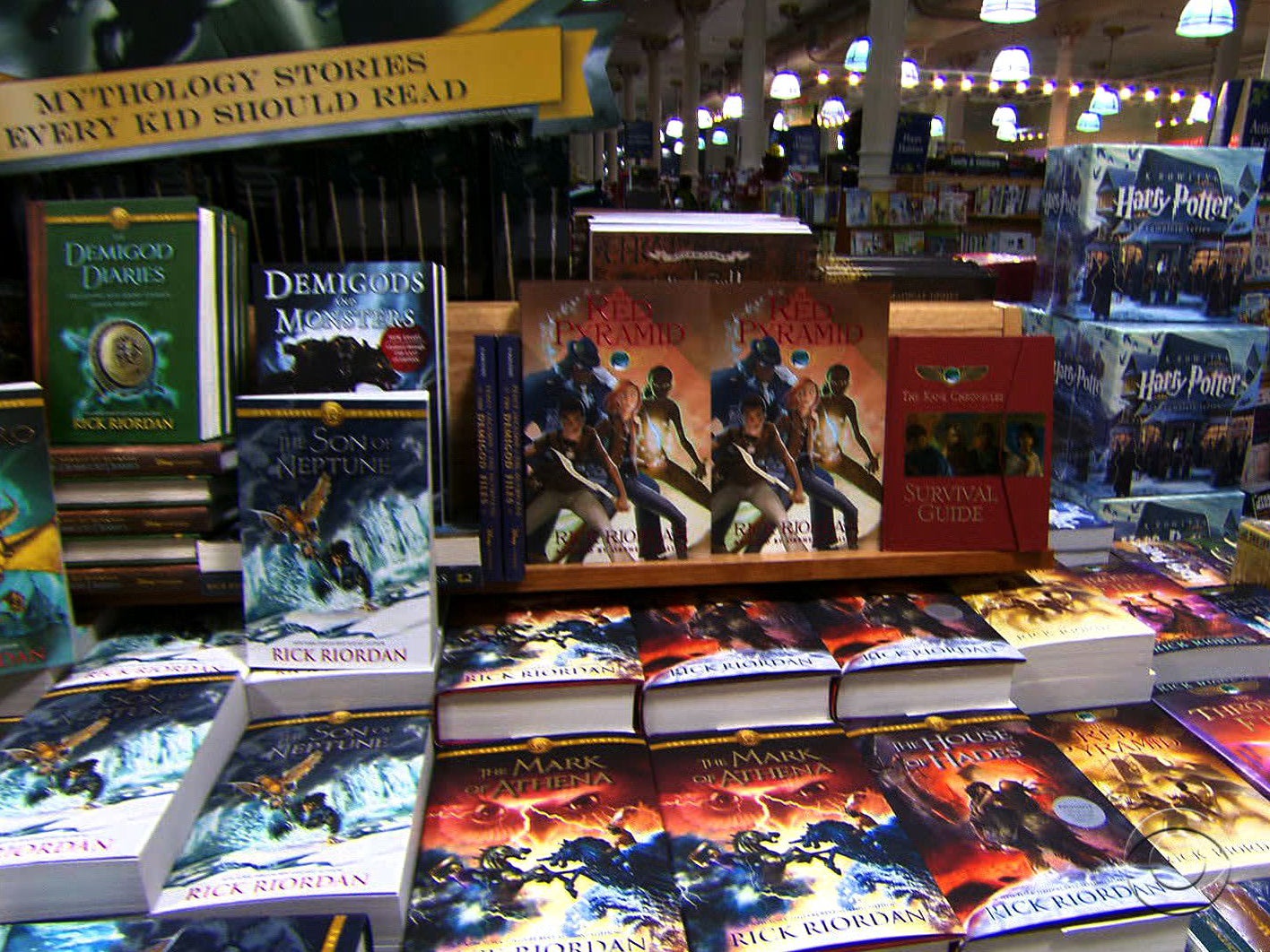 Not just for kids: Young adult books are big sellers - CBS News