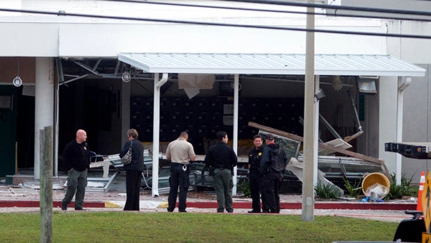 Florida jail explosion kills 2 inmates, injures more than 100 others ...