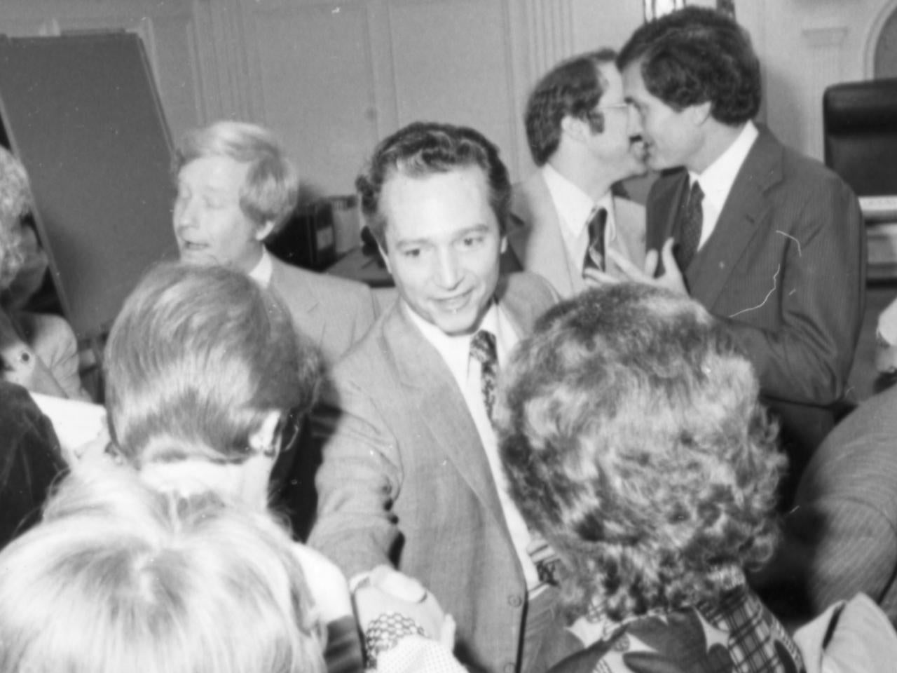 Professor's testimony has a strong impact on Cullen Davis' case - CBS News