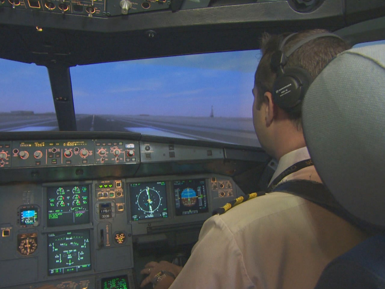 Rehab that puts alcoholic pilots back in the cockpit - CBS News