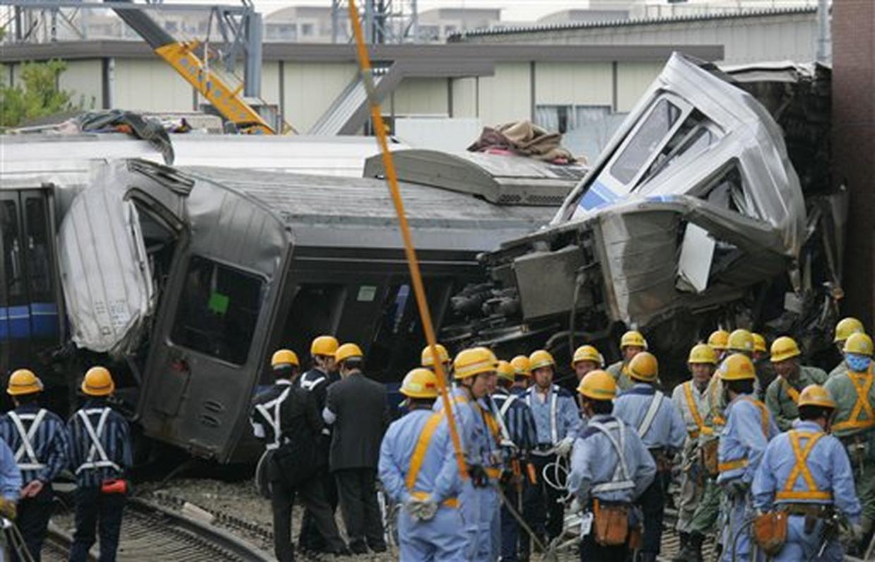 Japan Train Derailment - Photo 1 - CBS News
