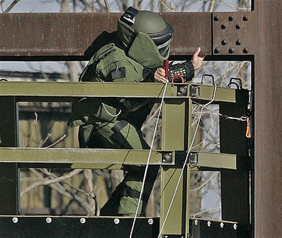 Boston Terror Scare - Photo 1 - CBS News