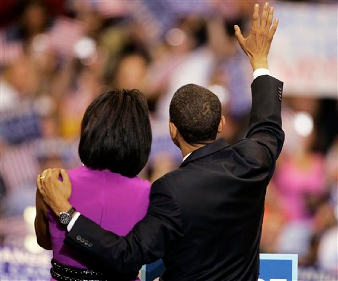 Obama Claims Nomination - Photo 1 - Pictures - CBS News
