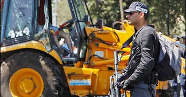 Tractor Rampage Driver Killed In Jerusalem - CBS News