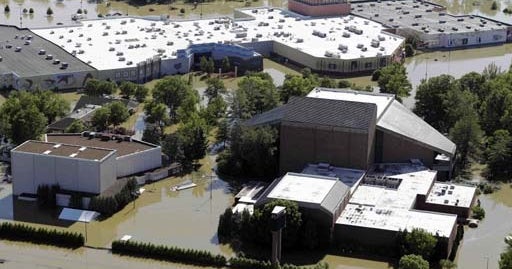 Flooding at the Grand Ole Opry - CBS News