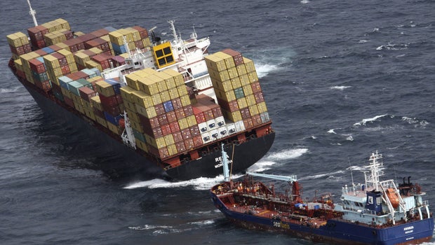 New Zealand oil leak gets 5 times worse - CBS News