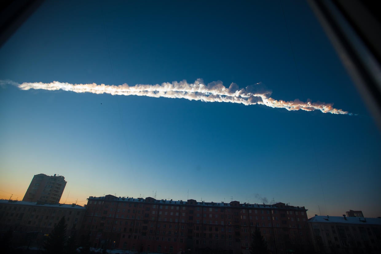 Meteorites crash into Russia - Photo 1 - CBS News
