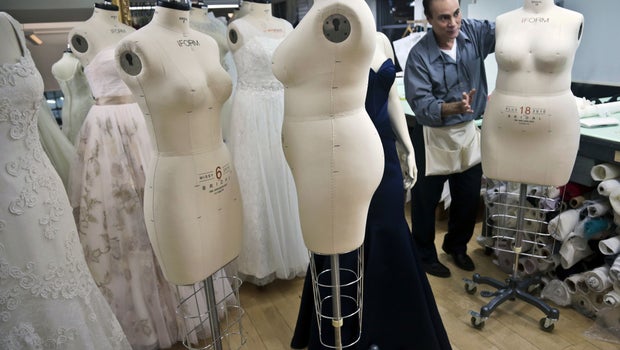 Real dummies: Stores making mannequins more lifelike - CBS News