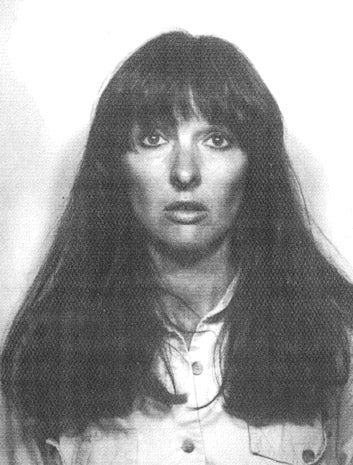 One gun, two crimes? The trials of Linda Cooney - CBS News