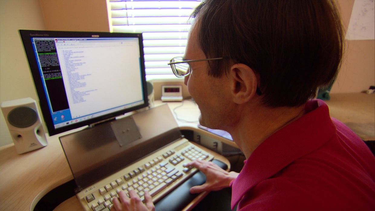 Man's Wikipedia crusade turns him into grammar hero - CBS News