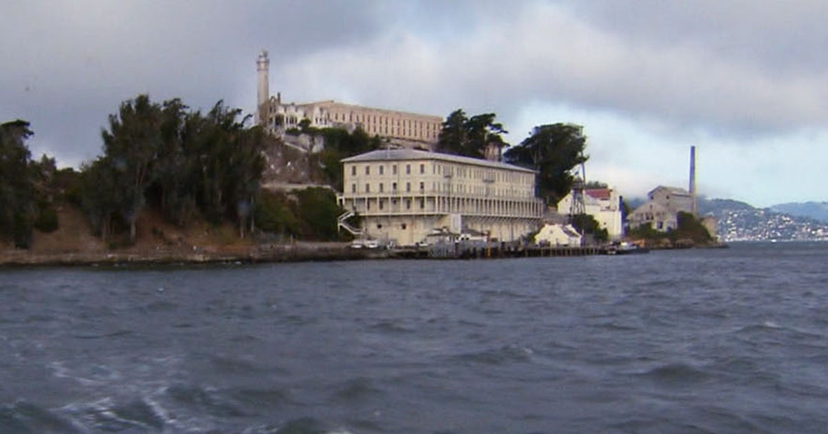 Returning to Alcatraz - CBS News