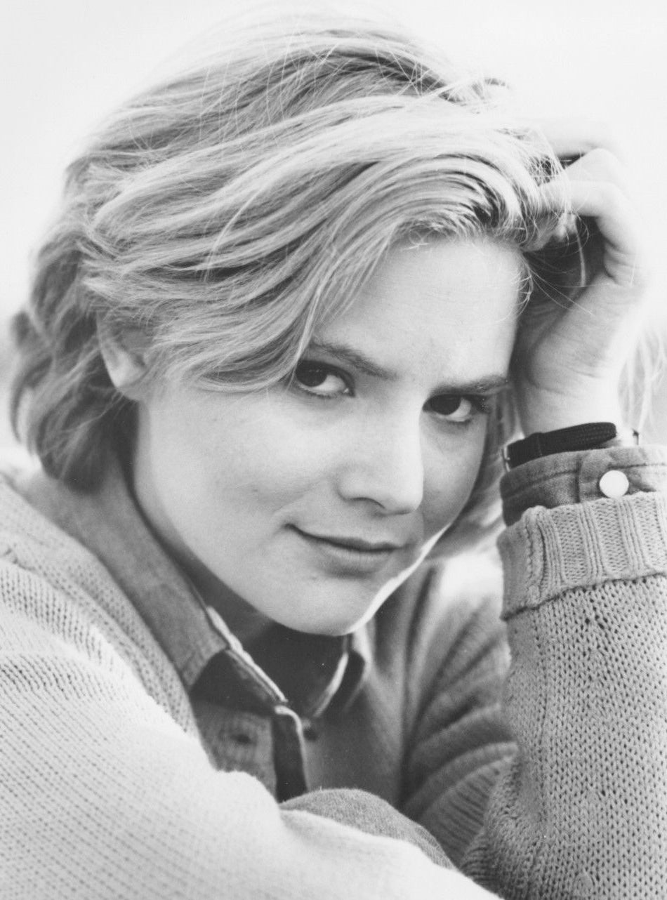 Jennifer Jason Leigh