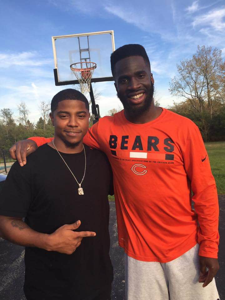 Suspect Arrested In Murder Of Chicago Bears Players' Barber Mike Carney ...