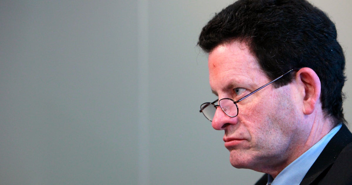 Ken Fisher fallout: Fidelity says it's reviewing ties with Ken Fisher ...