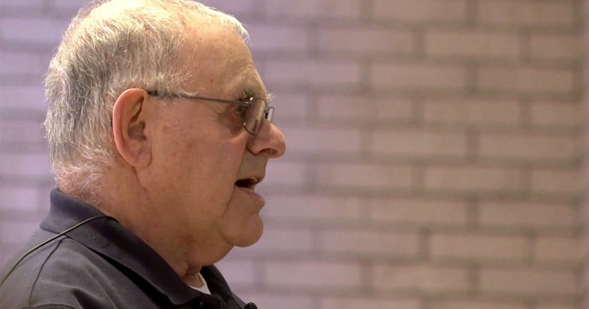 Holocaust Survivor George Levy Mueller Gives Powerful Lesson To North ...