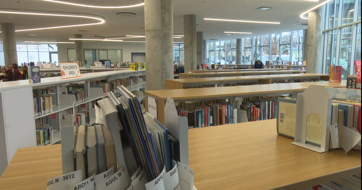 Nine Chicago Public Libraries To Begin Sunday Hours This Weekend - CBS ...