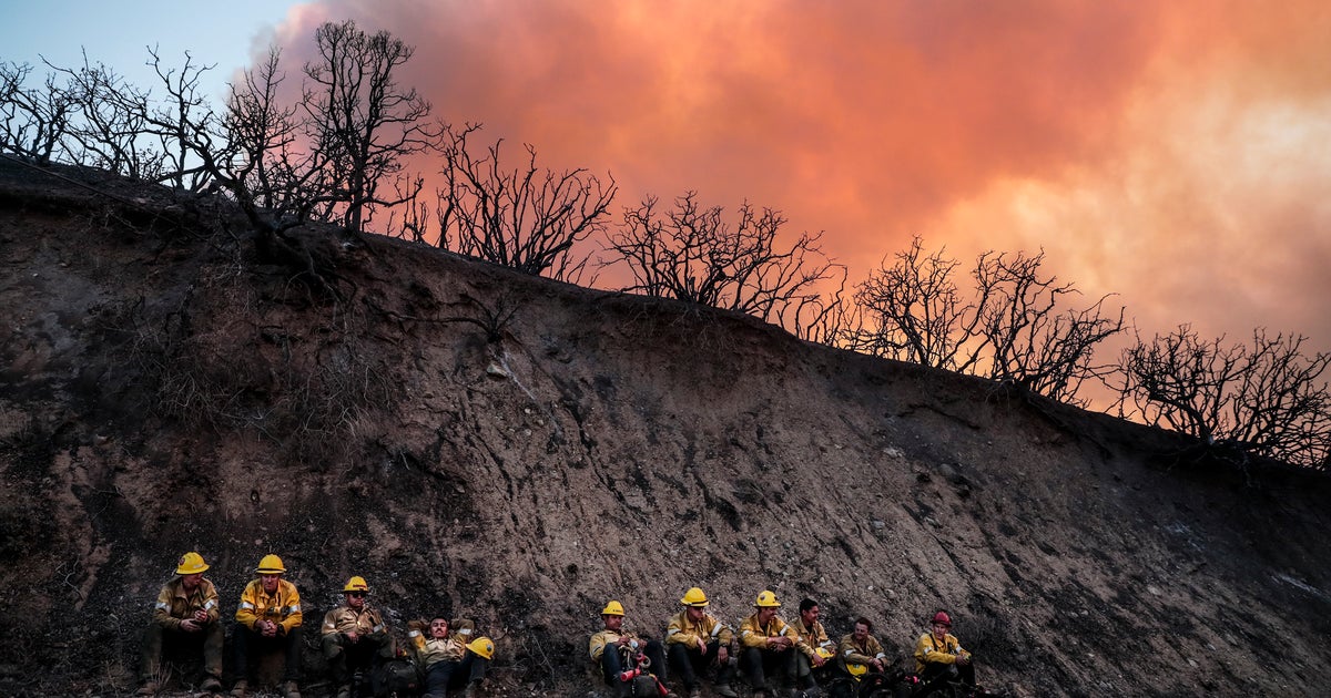 Containment More Than Doubles On Bobcat Fire - CBS Los Angeles
