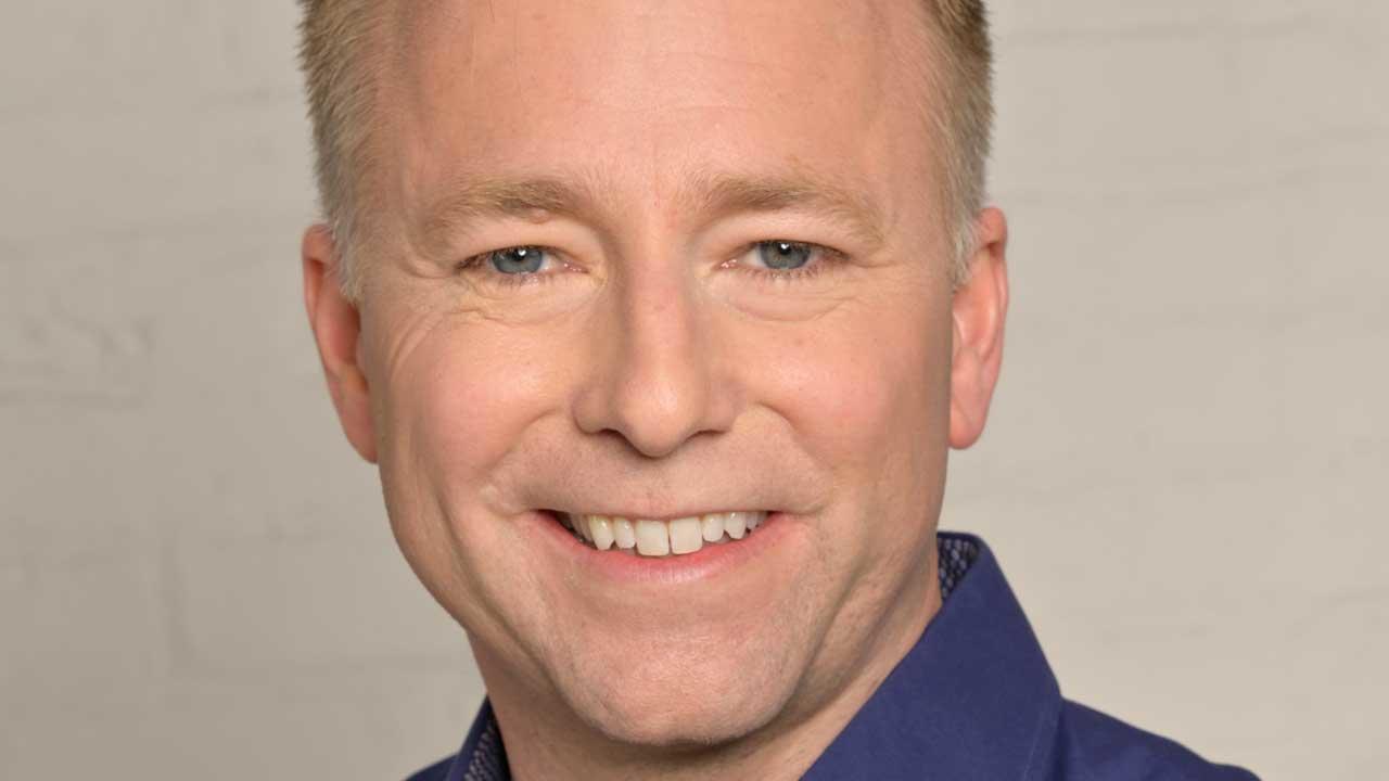 CBS News Team - Anchor & Correspondent Bios - CBS News