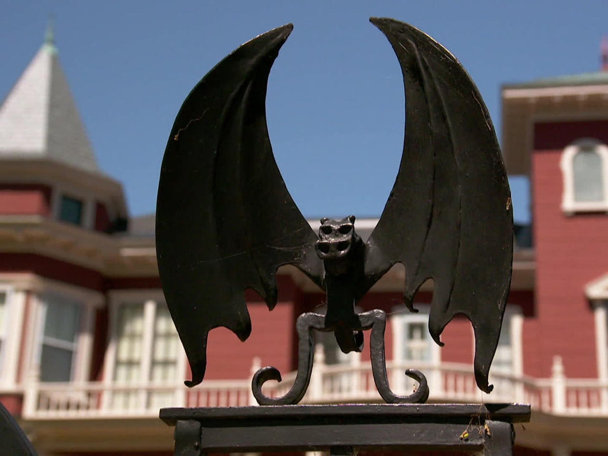 Stephen King on "Lisey's Story" and keeping his imagination young - CBS ...