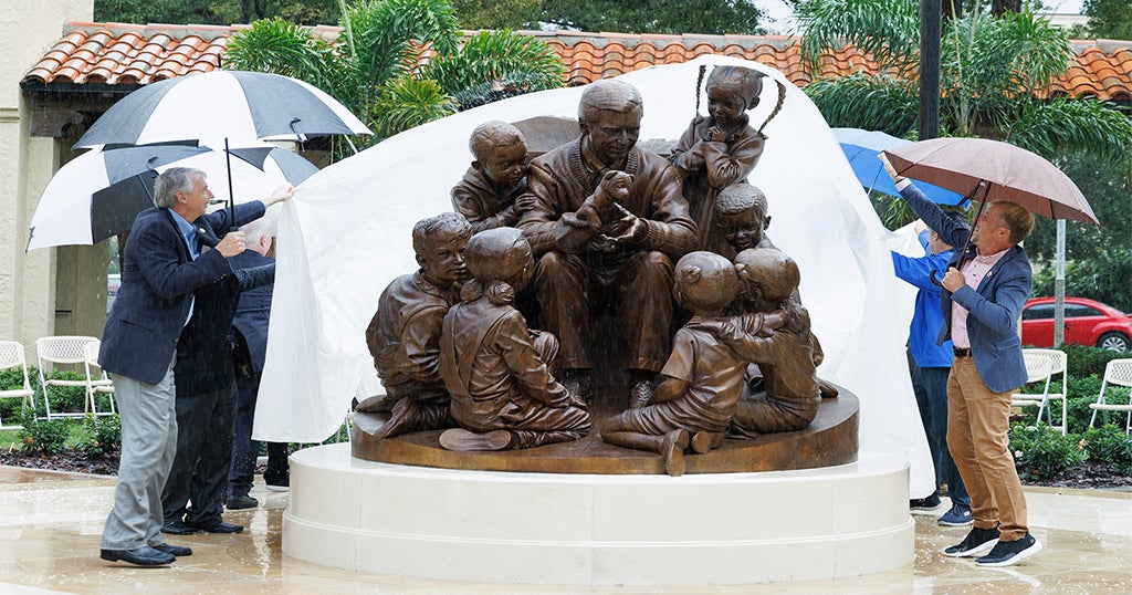 Larger-Than-Life Bronze Statue Honoring Mister Rogers Unveiled At His ...