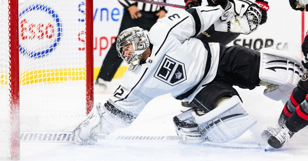 Quick Stops 32 Shots, Kings Beat Senators 2-0 For Seventh Win In A Row ...
