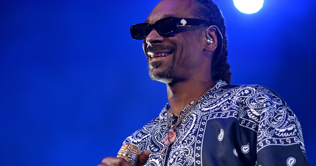Snoop Dogg Acquires Death Row Records - CBS Los Angeles